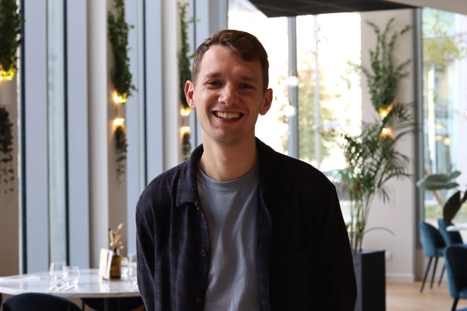 A la gare, Monsieur Arthur accueille les entreprises - Bureau des Congrès